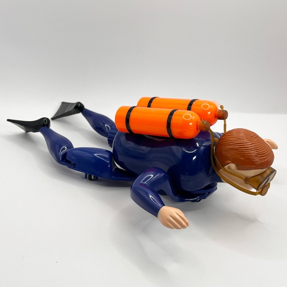 nu lock enterprises | Toys | Vintage Swimming Frog Man Scuba Figure Toy ...